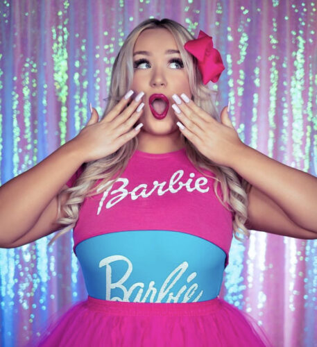 How to Throw a Fantastic Barbie World party